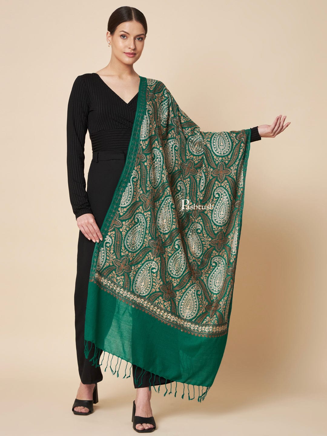 Pashtush Womens Fine Wool Stole, Fine Two Tone Nalki Embroidery Design ...