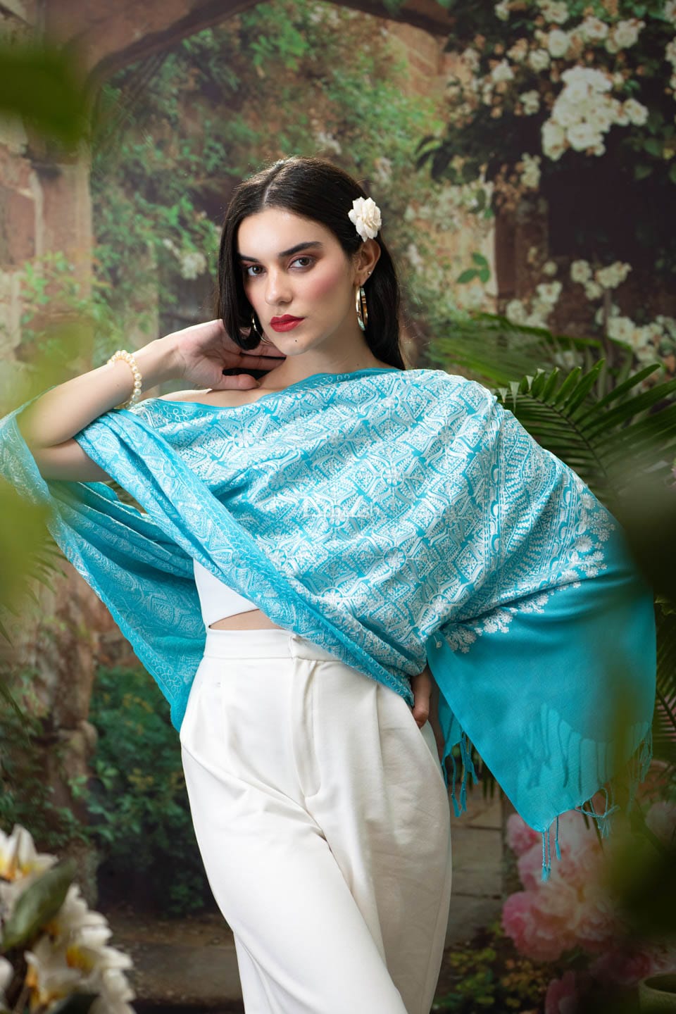 Pashtush womens Extra Fine Wool stole, Nalki embroidery design, aqua b ...